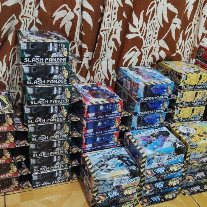 CRUSH GEAR BREAK GO GA BANDAI CRUSHGEAR | Lazada Indonesia