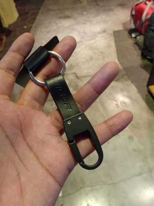 Gantungan Kunci Eiger Original Aston Keychain - Black | Lazada Indonesia