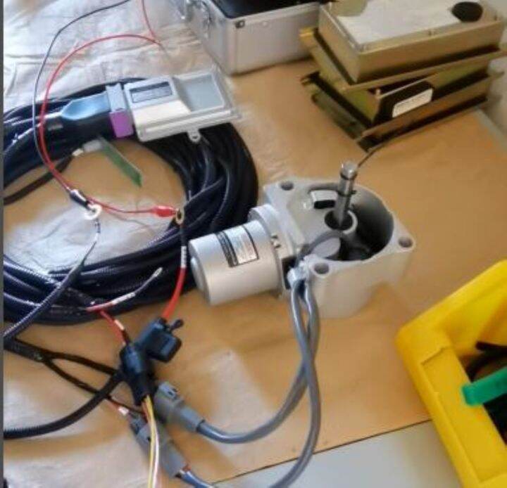 Excavator modified universal stepper type suitable for Hitachi throttle ...