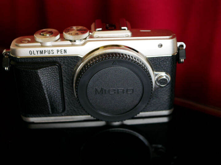 Olympus Pen E-PL7 Mirrorless Digital Camera Black Silver Body, EPL7, EP ...