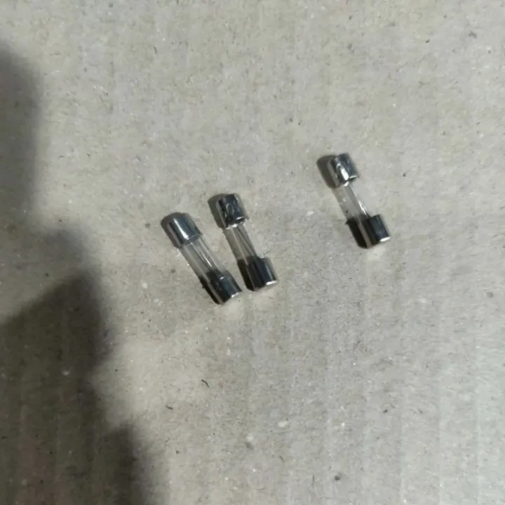 Fuse skring kaca panjang 2cm ukuran 1a 2a 3a 5a 10a 15a 20a | Lazada ...