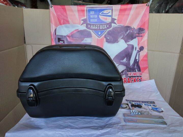 BOX MOTOR TOURING KMI 301 COCOK UNTUK MATIC DAN BEBEK / Top Box KMI301 HItam | Lazada Indonesia