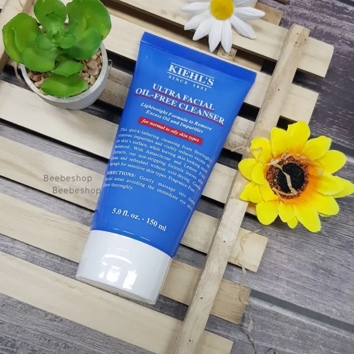 Kiehls Ultra Facial Oil Free Cleanser 150ml โฟมล้างหน้า ผลิต 05 2022