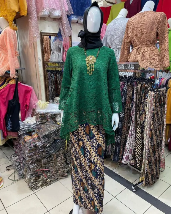 STELAN KEBAYA BRUKAT RINJANI / SETELAN KEBAYA BROKAT MODERN PESTA ...