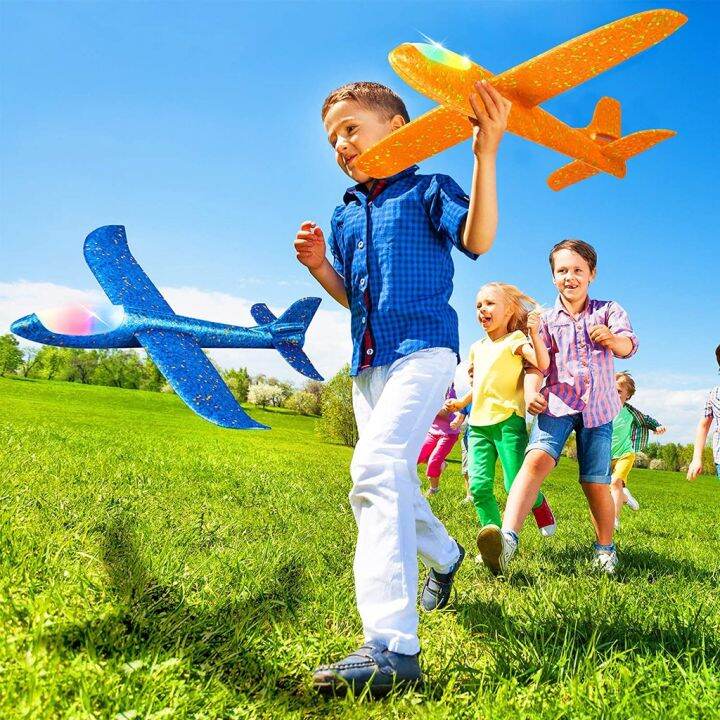 LED Light Up Throwing Airplane -Game, Outdoor Sports Toys- Kids Foam ...