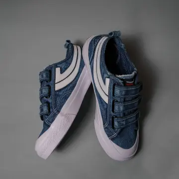 Sepatu Kick Denim