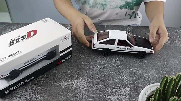 njhgj1:20 Alloy Car AE86 Car Model Head Text D Tofu Car Fujihara Tuohai ...