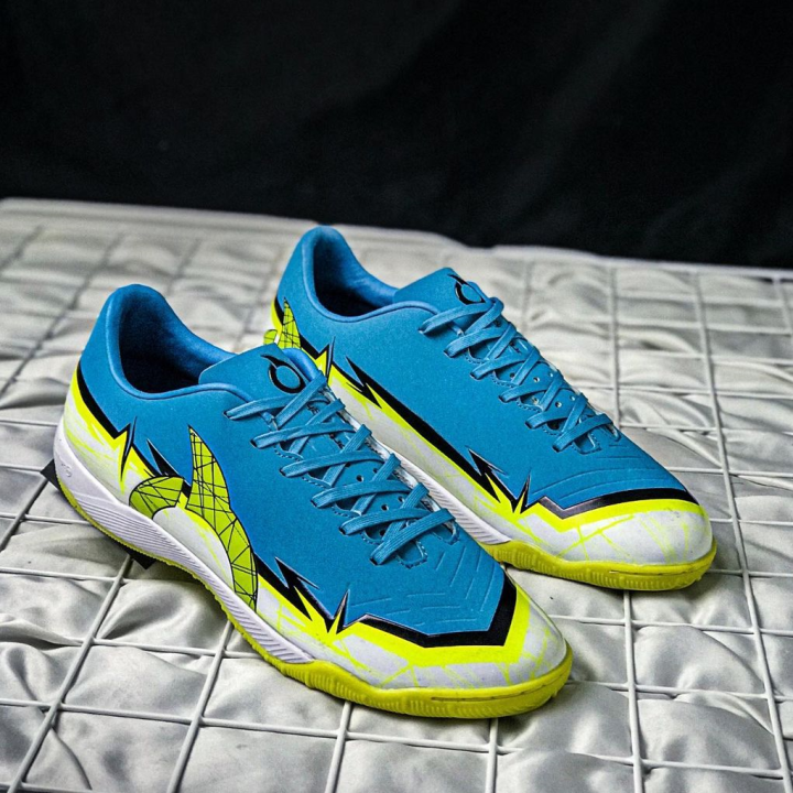 Sepatu Futsal Ortus Catalyst Raiden Biru Tosca tersedia 3 warna ...