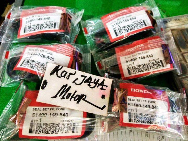 Seal Shock Depan Honda Win Plus Seal Debu Ori AHM | Lazada Indonesia