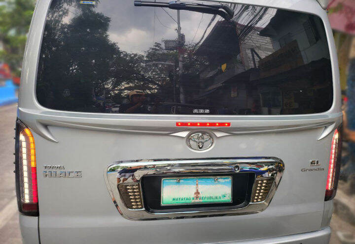 Toyota Hiace GL Grandia Super Grandia Back Door Mid Spoiler With Brake ...