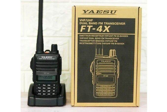 NEW HT Yaesu FT 4X Original Yaesu FT-4X Yaesu FT 4X dualband Yaesu ...