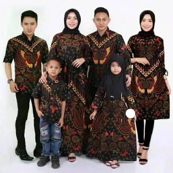 Batik Motif Kupu Sogan - Seragam Batik Couple Keluarga - Batik Family ...