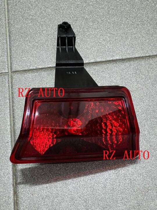 ORIGINAL PROTON EXORA BOLD REAR BUMPER CENTER LAMP / REFLECTOR MERAH ...