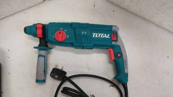 "TOTAL" 3 IN 1 - 26MM ROTARY HAMMER : 800W ( Model : TH308268-8 ) | Lazada