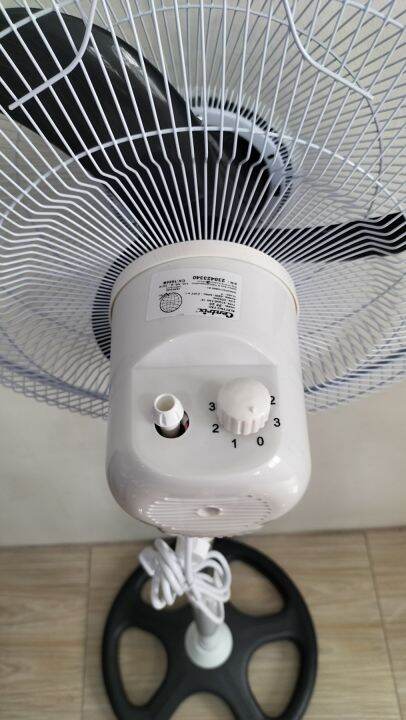 [ON HAND] B1T1 CENTRIX STAND FAN / CX 1666 B / BANANA BLADE STAND FAN ...