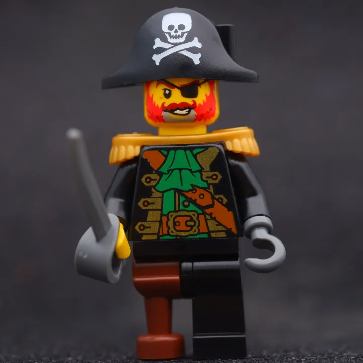 PLOYBRICK LEGO - Captain Redbeard (21322) - PIRATE TOWN & CITY | Lazada ...