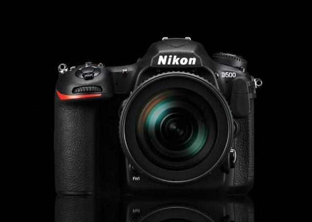 Nikon DX flagship digital SLR camera D500 touch flip screen 153 focus ...