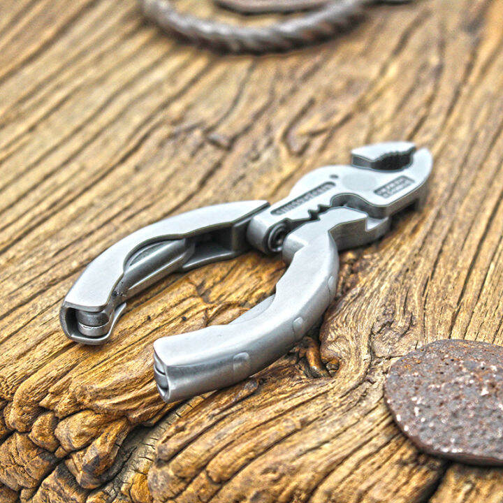 Multifunctional tool pliers SWISS TECH outdoor 9-in-1 Keychain mini ...