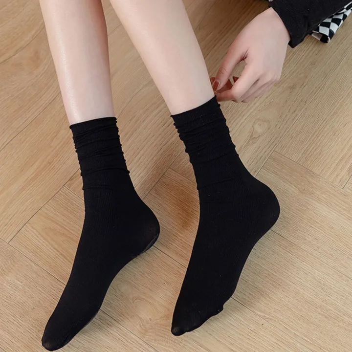 IEGM2Y หอมหวาน เรียบหรู สตรีท สำหรับสาวๆ กำมะหยี่ สีทึบ ถุงเท้าลายฮาราจูกุ ถุงเท้าข้อสั้นผู้หญิง ...