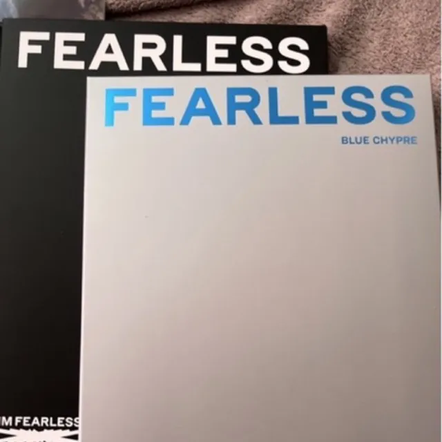 LE SSERAFIME FEARLESS ALBUM PHOTOCARDS. Sakura. Chaewon. Yunjin. Kazuha ...