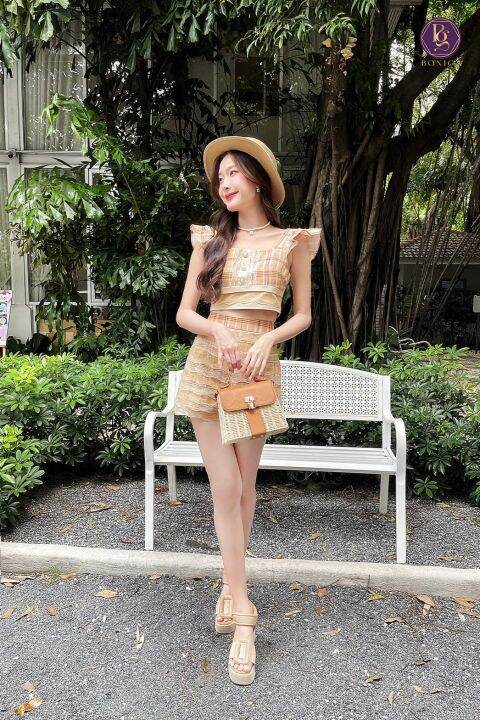 Boniga set สีน้ำตาลครีม B044 ชุดเข้าเซ็ต 2 ชิ้น เสื้อครอปพอดีตัว+กางเกง ...