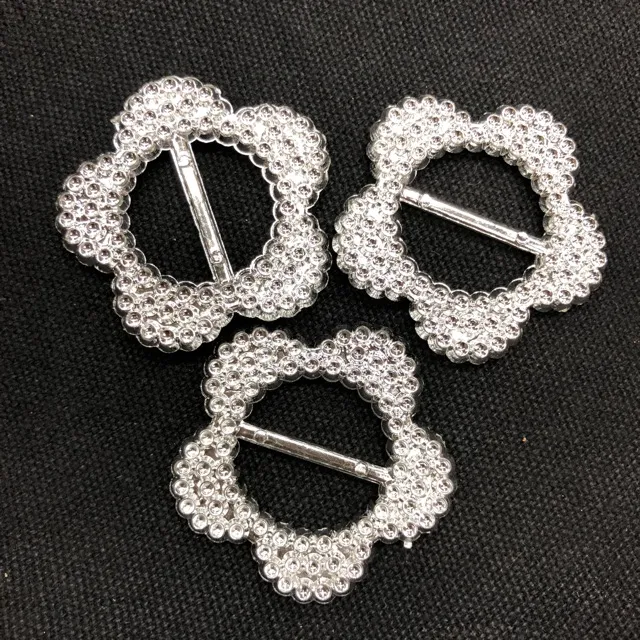 100 Pieces Plastic Flower Buckles for DIY Decoration | Lazada PH