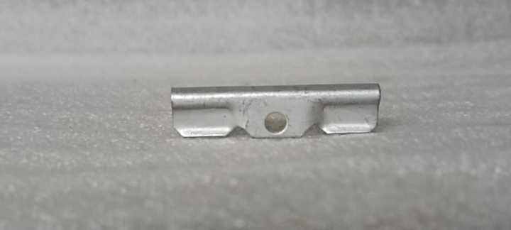 MERCEDES-BENZ W124 FRONT WINDOW SCREEN GARNISH MOLDING CLIP (ORIGINAL ...