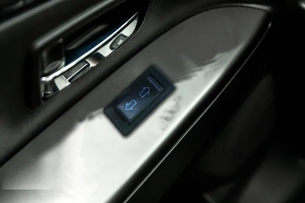 UNIVERSAL POWER WINDOW SWITCH 5 PINS WITH SOCKET INCLUDED (1PC) | Lazada PH