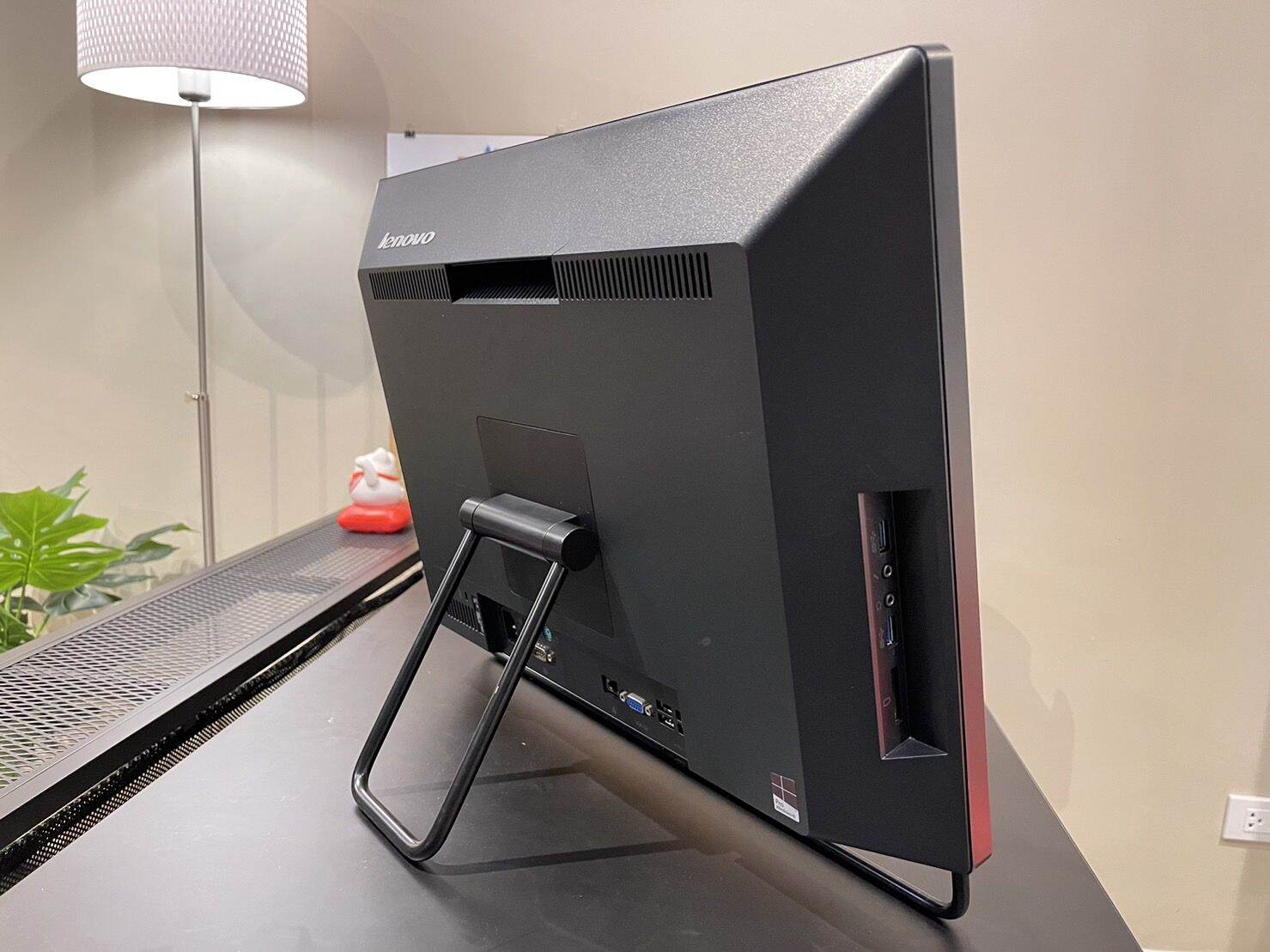 AIO Lenovo ThinkCentre M73z หน้าจอ 20 นิ้ว / Core i5 gen.4 / RAM 16GB ...