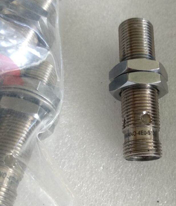 NEW LEUZE ISS 212MM/4NO-4E0-S12 Inductive switch . (เหลือจากงาน ) | Lazada.co.th