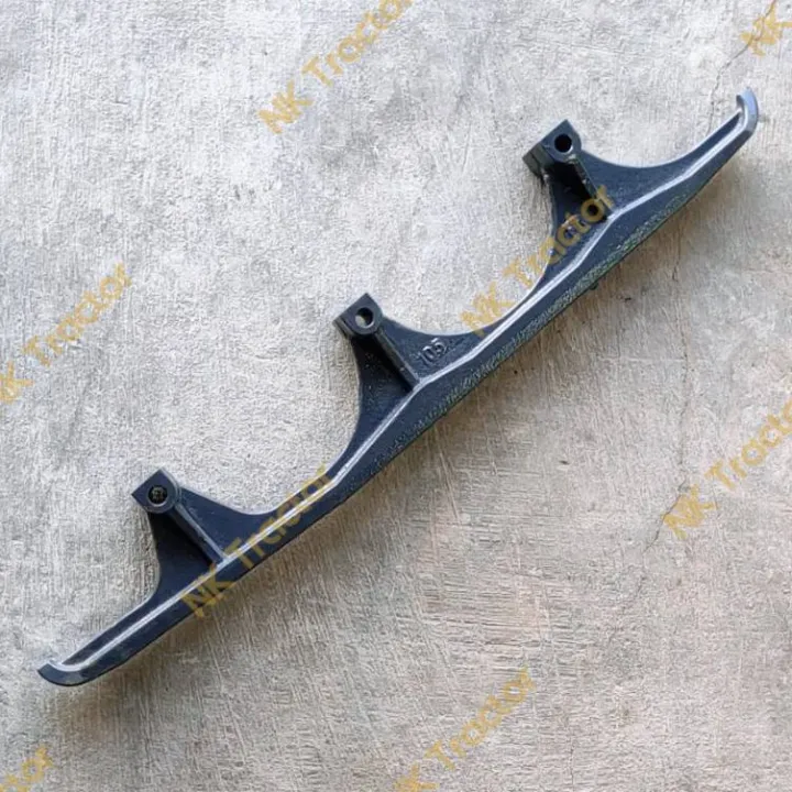 สกี เหล็กประคอง DC105 X (ตัวหน้า = ยาว และ ตัวหลัง = สั้น) คูโบต้า (Kubota) (กราด ตัวประคอง สกี ...