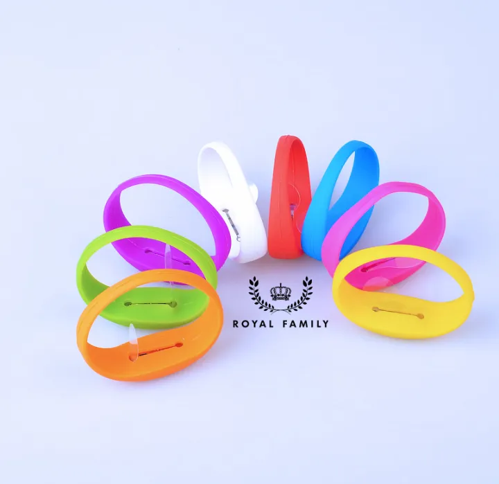 LED Pulse Motion Sensor Light Up Wristband Bracelet By Royal Family ...