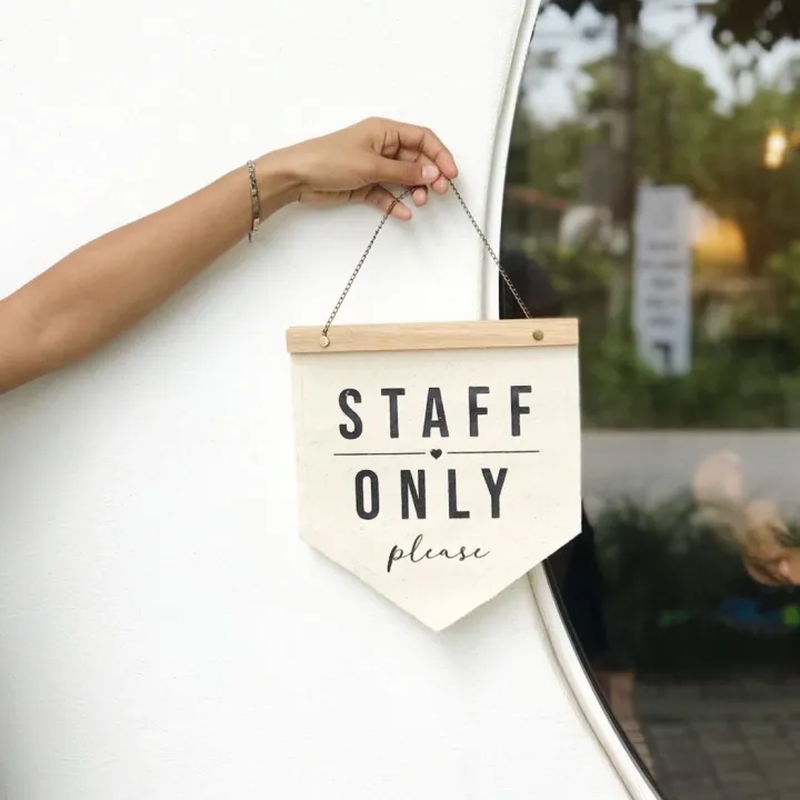 ป้ายผ้าแขวน Staff Only | Lazada.co.th