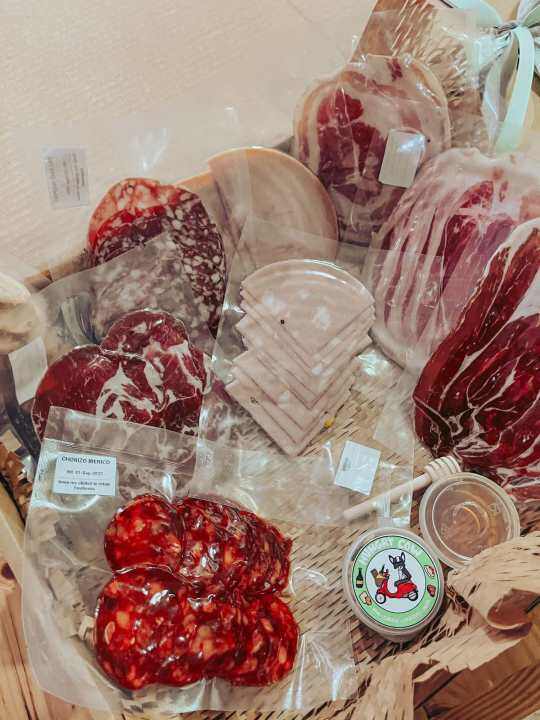 Charcuterie Grazing Set - 8 kinds of cold cuts, truffle honey, crostini ...