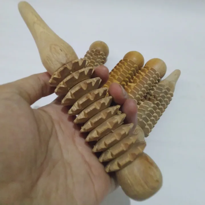 Alat Pijat Tradisional Bahan Kayu / Alat Terapi Refleksi Saraf dan ...