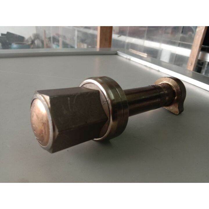 【READY STOCK】 Hub Bolt For Howo Universal♫ | Lazada PH