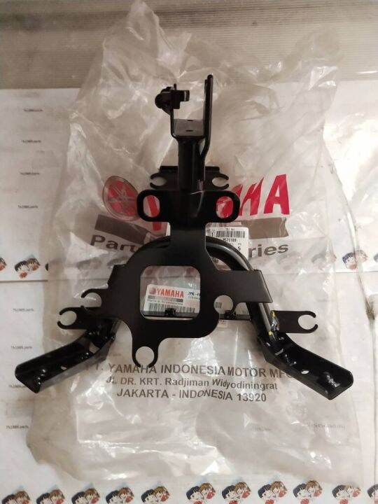 2PK-F8356-00 ขายึดฝาครอบไฟหน้า R15 ปี 2014-2016 YZF-R15 อะไหล่แท้ ...