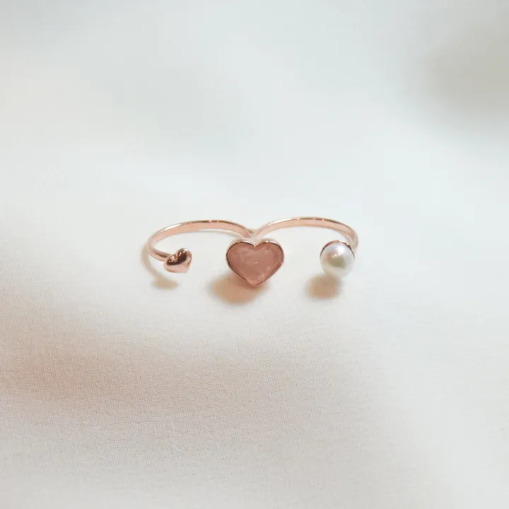 เครื่องประดับ rock me jewelry รุ่น Triple mini heart ring แหวน ทองเหลือง ประดับพลอย (Customized ...