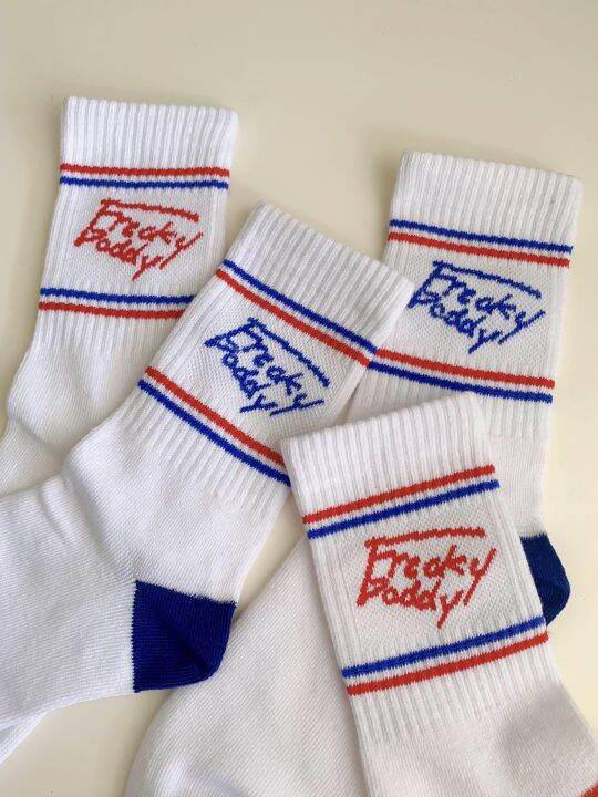 ถุงเท้า Freaky Sock สุดคิ้วท์ | Lazada.co.th