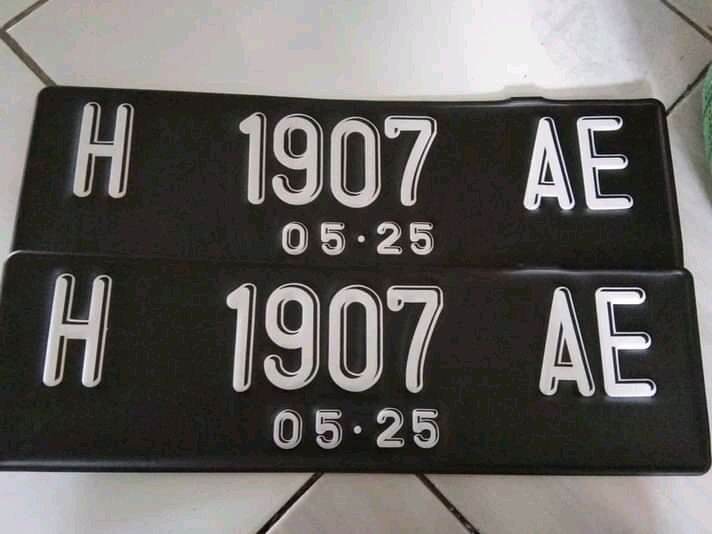 PLAT MOBIL HITAM/PLAT MOBIL STANDAR DASAR HITAM | Lazada Indonesia