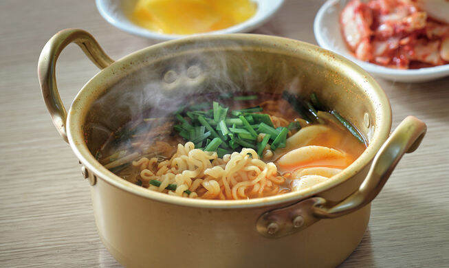 Korean Golden Ramen Pot 16cm | Lazada PH