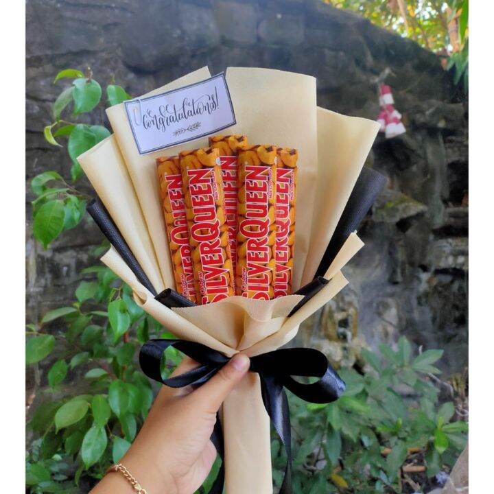 Bucket Coklat Silverqueen 5 Pcs Untuk Wisuda - Anniv - Ultah + Free ...