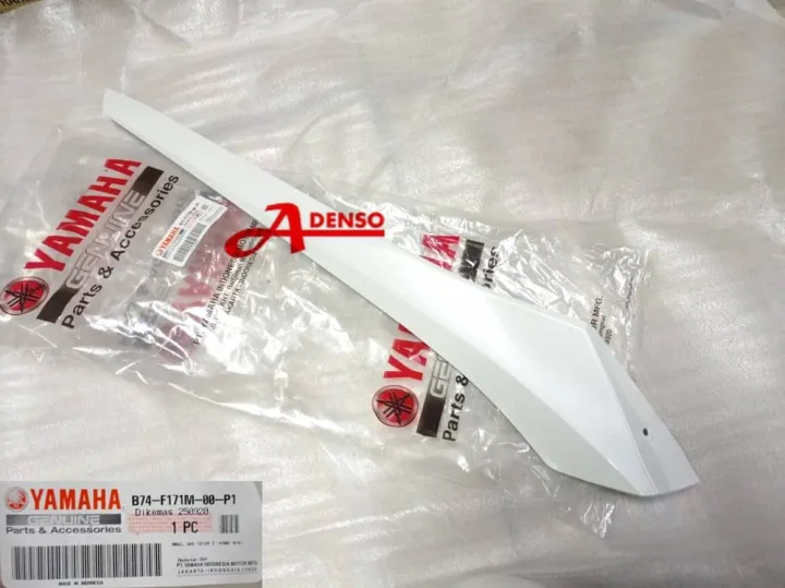 X MAX XMAX250 300 XMAX MOLE SIDE COVER LOWER RIGHT SIDE RH WHITE ...