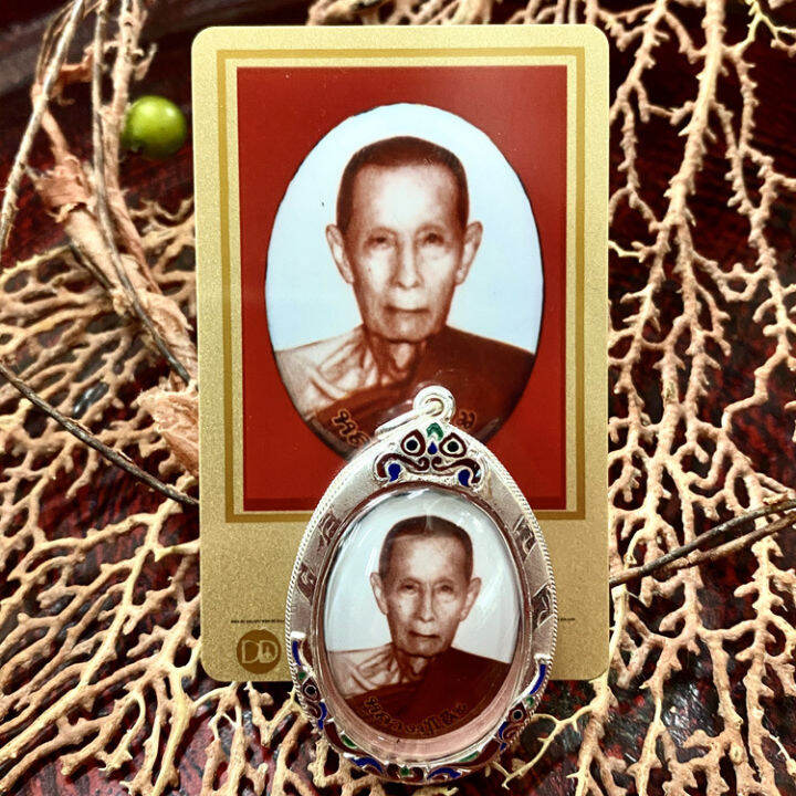 2557 Master Luang Phor Tatar's own copper plate contains a variety of ...