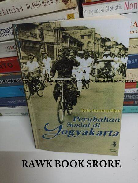 PERUBAHAN SOSIAL DI YOGYAKARTA - Selo Soemardjan | Lazada Indonesia