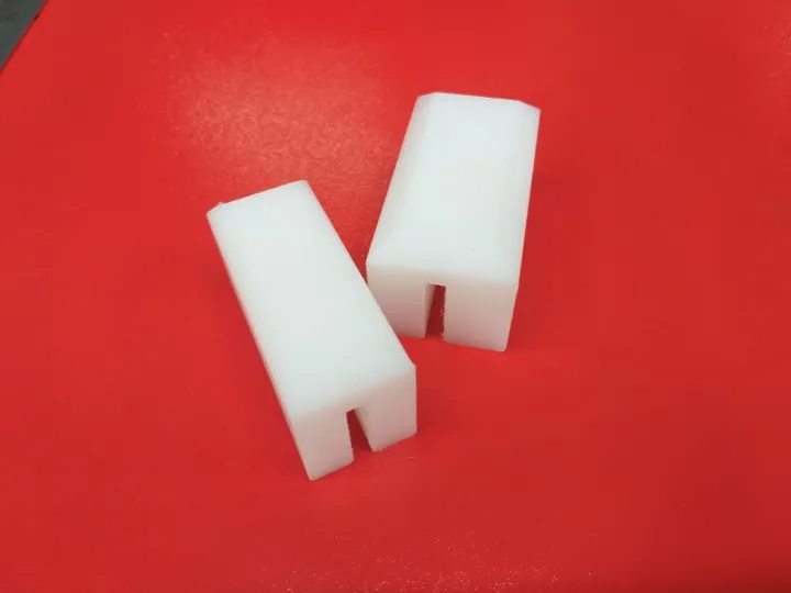 ซุปเปอร์ลีน (superlene) แบบเหลี่ยม มีร่องผ่า อะไหล่ซ่อมลิฟท์ยกรถ ...