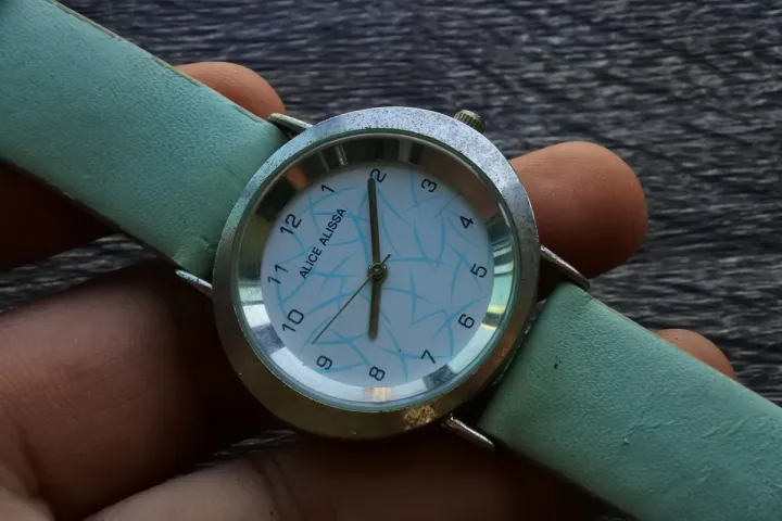 นาฬิกา Vintage มือสองญี่ปุ่น Alice Alissa Silver Oval ระบบ Quartz ...
