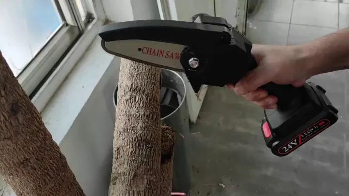 Chainsaw 4-Inch Cordless Portable Chainsaw 24V Rechargeable Lithium ...