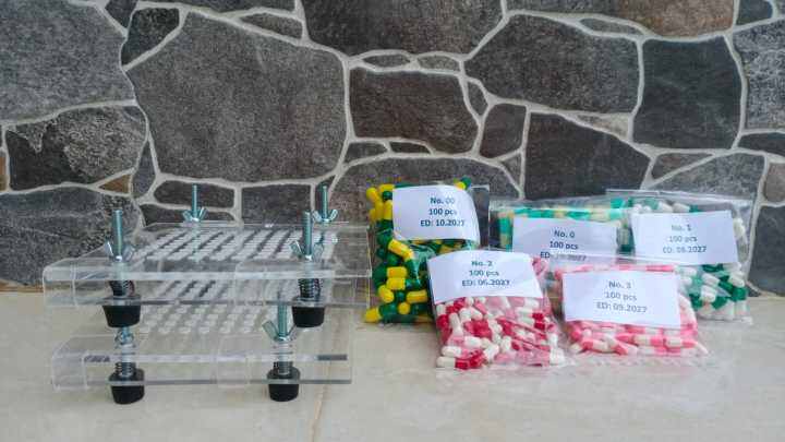 Sepaket Alat Bantu Isi Kapsul + Kapsul Kosong 100 Pcs Ukuran 00/0/1/2/3 ... Sepaket Alat Bantu Isi Kapsul + Kapsul Kosong 100 Pcs Ukuran 00/0/1/2/3 ...