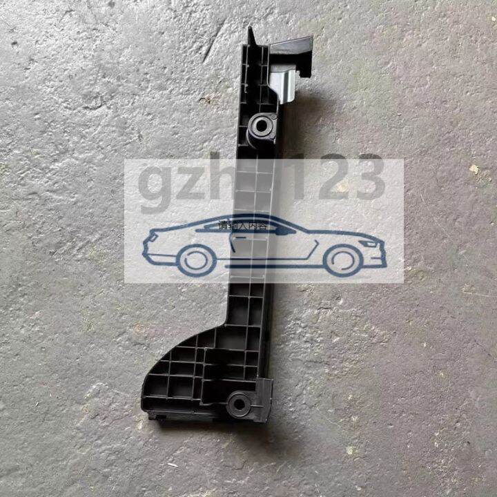 Toyota Hi-Ace HiAce 2008 2009 2010 2011 2012 Front Bumper Bracket ...